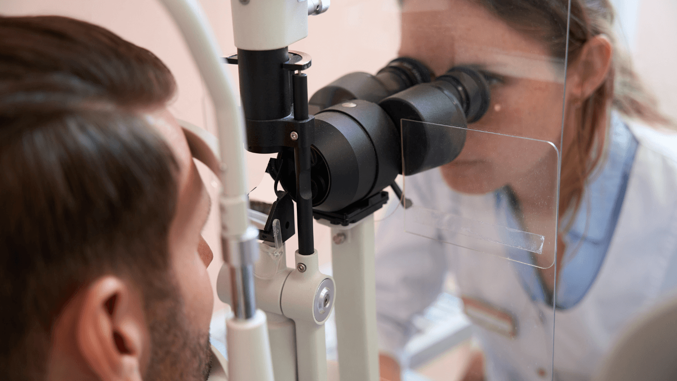 Coriorretinopatía Serosa Central: qué es y cómo tratarla
